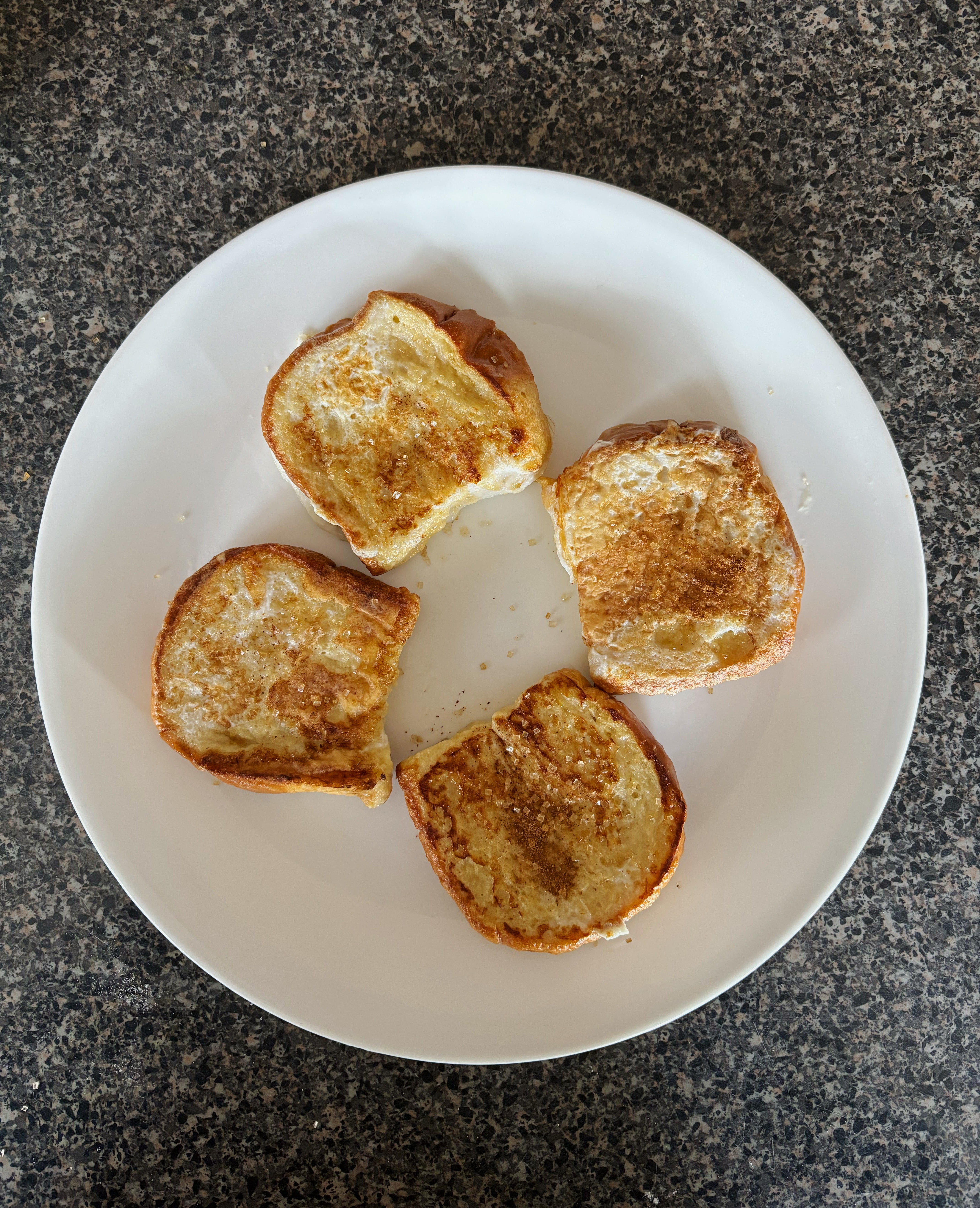 Jung Kook's Sugar Toast from In the Soop - tani en vue
